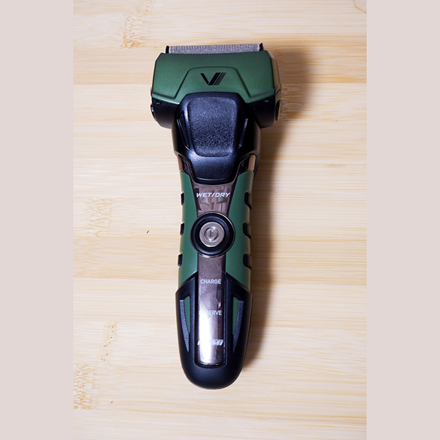 「剃り味がよく」「使いやすく」「安い」、三拍子揃ったシェーバー「IZUMI 4枚刃 IZF-V758-G」【太鼓判認定】 | 生活家電.com